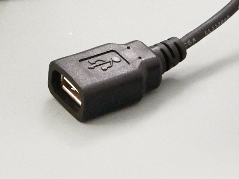 SupplyNet | Pass-Thru Battery Adapter with Dual 5V USB Output