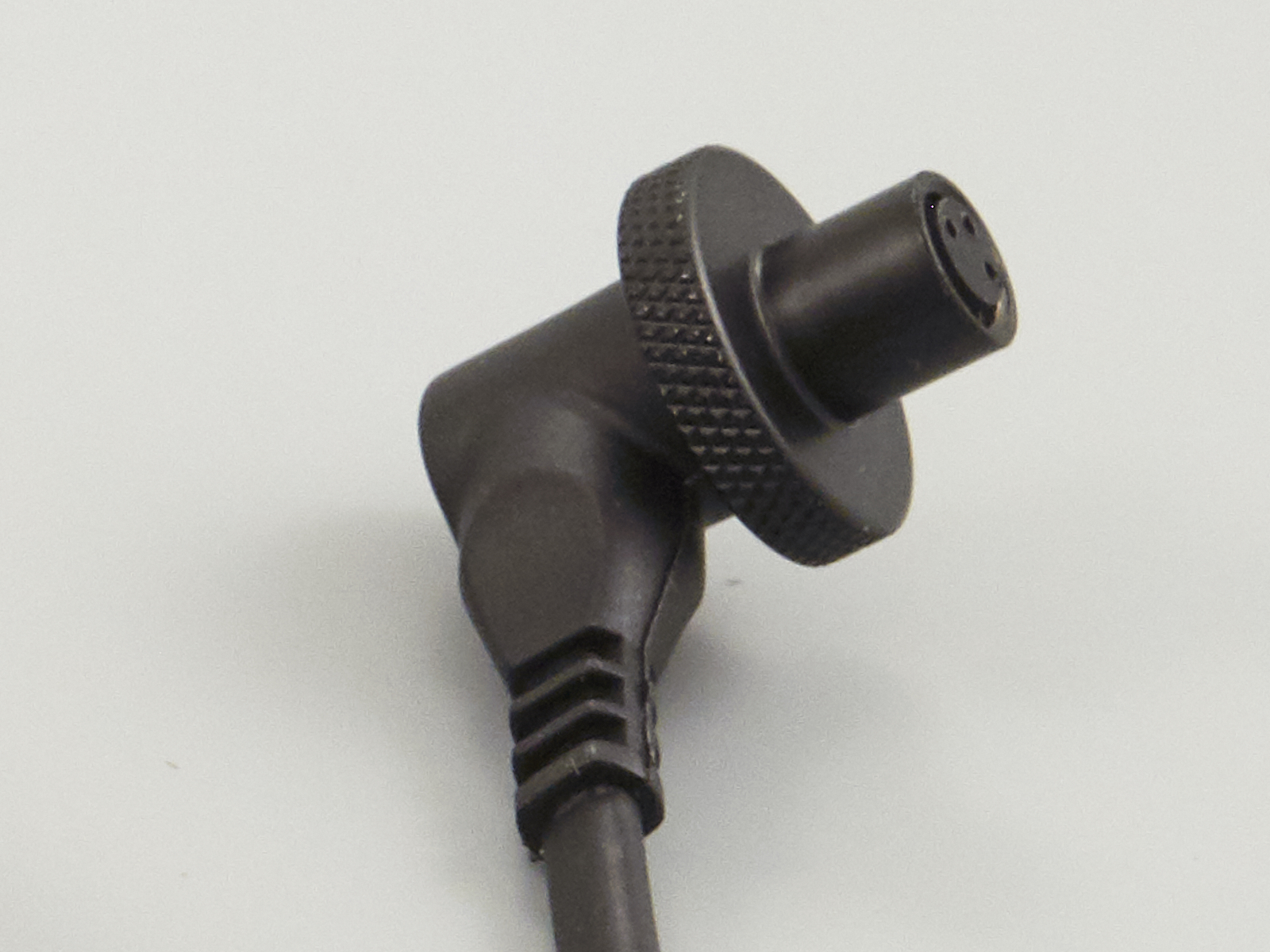 SupplyNet | DAGR Power Cable, 5 Meter with inline fuse 90 Sough Right Angle