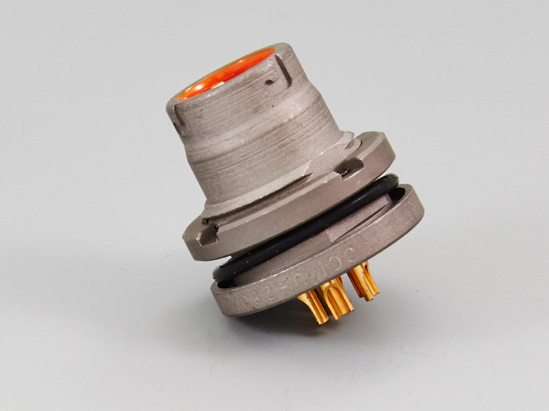 SupplyNet | 6 Pin Male Panel Mount (M55116/10-0)