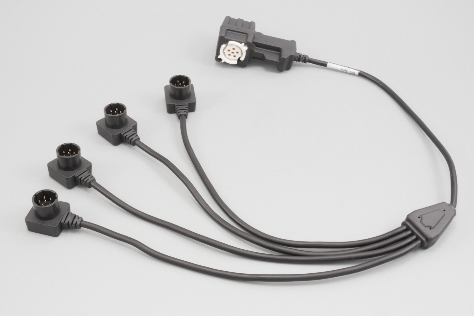 SupplyNet | 12V 4-Way Splitter