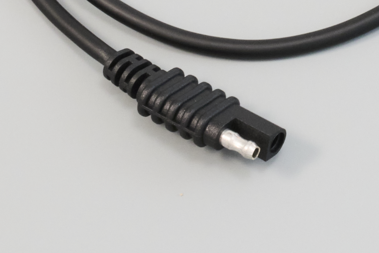 SupplyNet | 4 Way 2 Pin SAE Splitter Cable