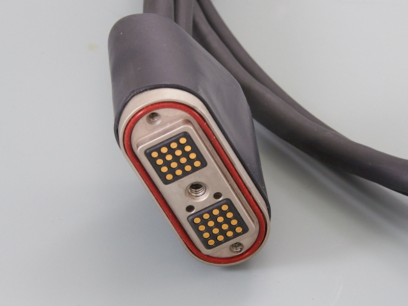 SupplyNet | Right Angle Break-out/Extension Cable, All Signals 6 FT