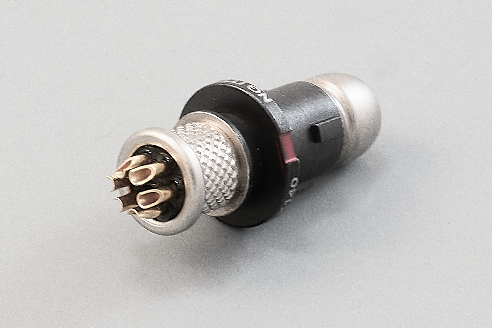 SupplyNet | Nett Warrior 6 Pin Male Connector (ITT)