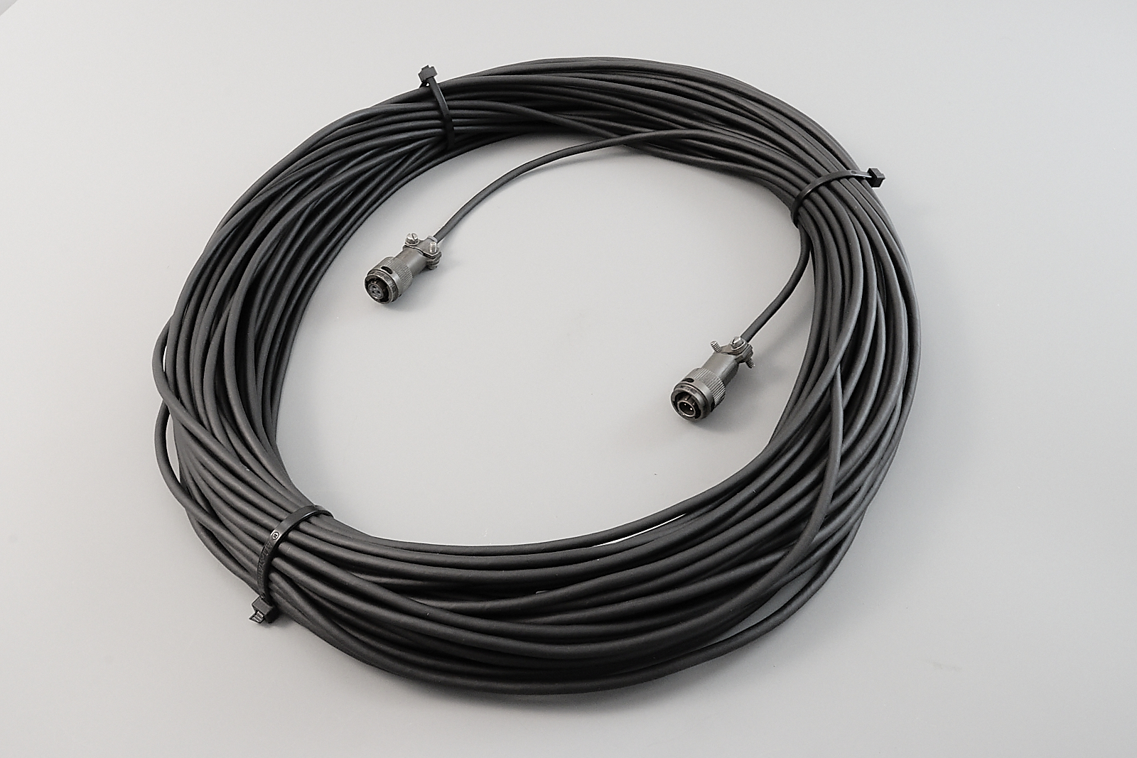 SupplyNet | Cable, SKKR PWR, 3 Pin VAU, 150 WATT HF 145 Ft